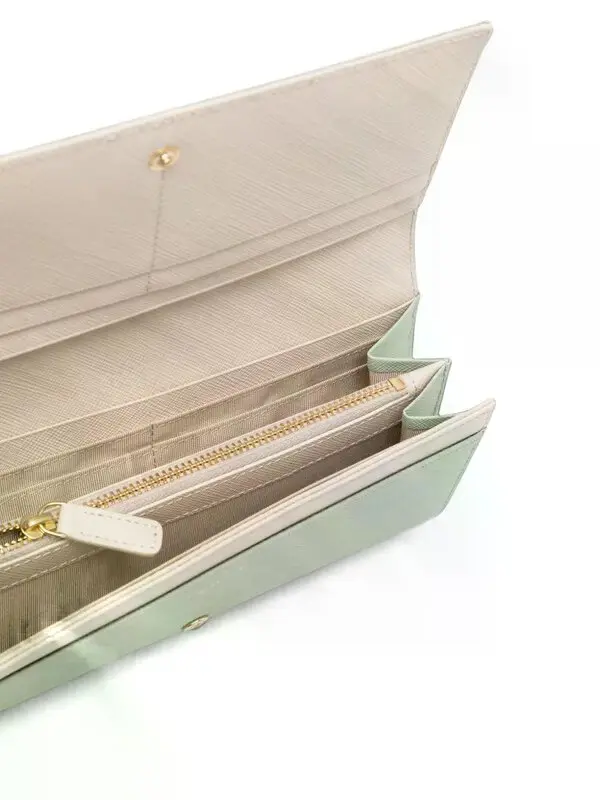 AGNES B. Leather Wallet