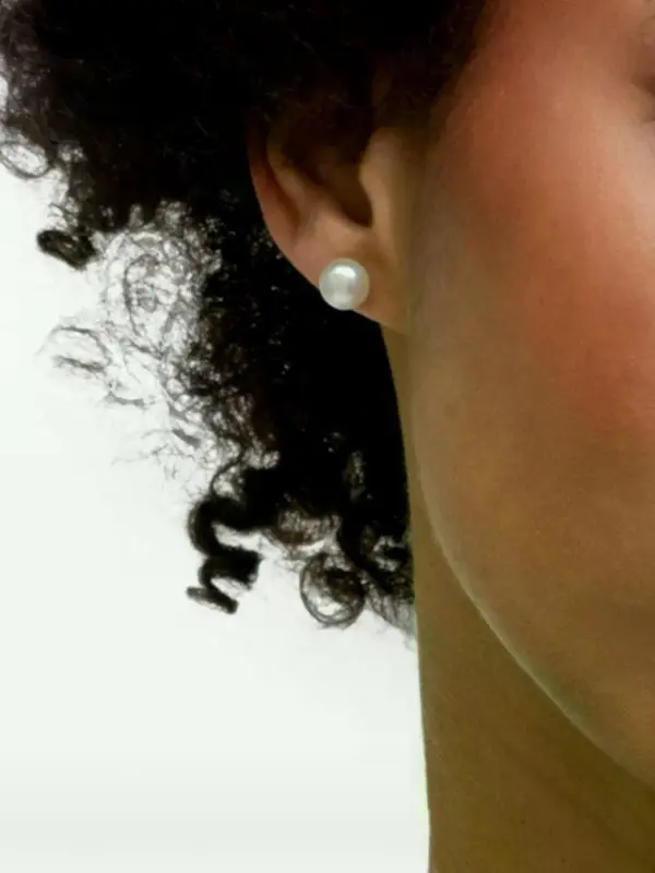DOWER & HALL Freshwater Pearl Stud Earrings