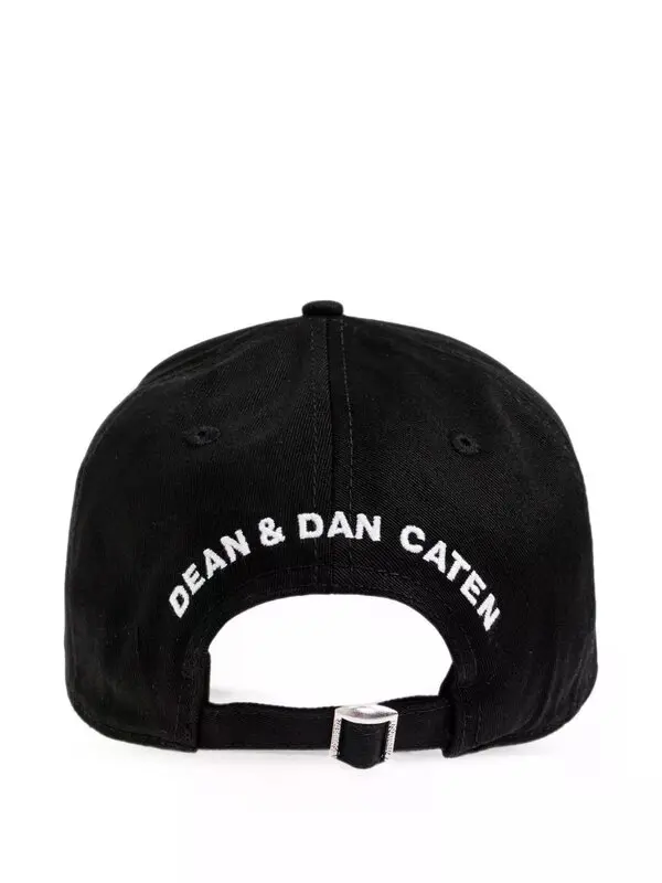 Dsquared2 Logo Patch Distressed Baseball Cap