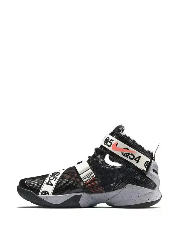 Nike Lebron Soldier 9 Quai 54 Touch-strap Sneakers - Black