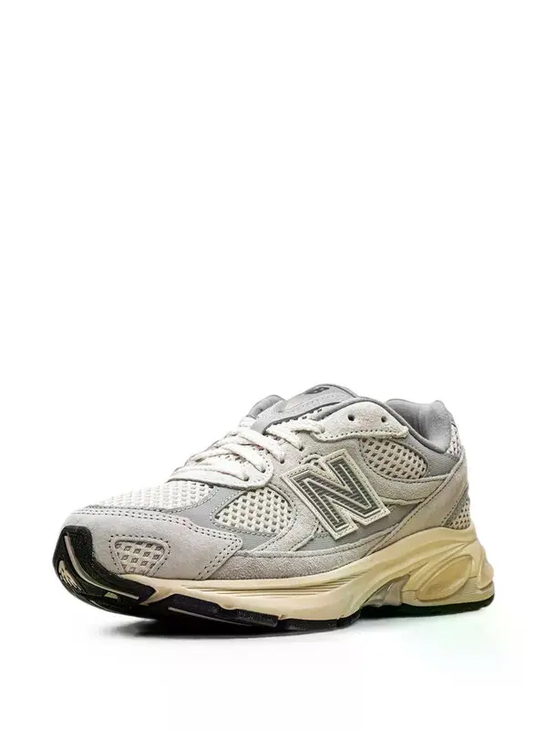 NEW BALANCE 2010 Panelled Sneakers - Grey