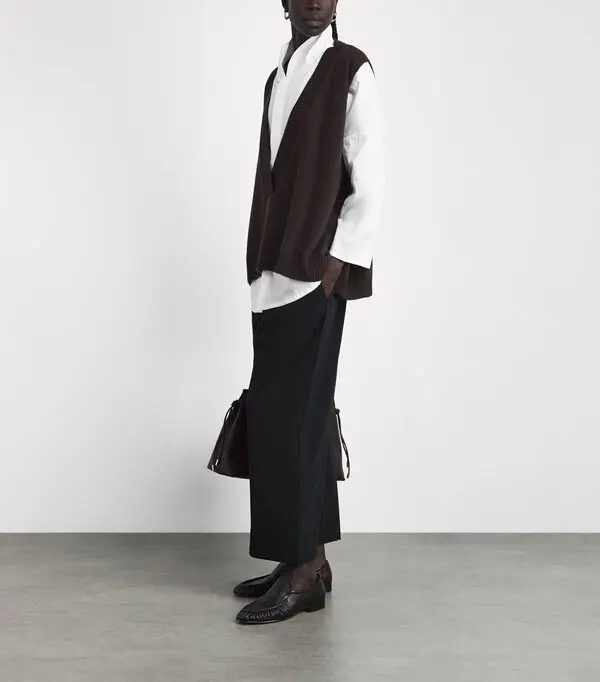 Eskandar Cashmere Plunge-neck Sweater Vest