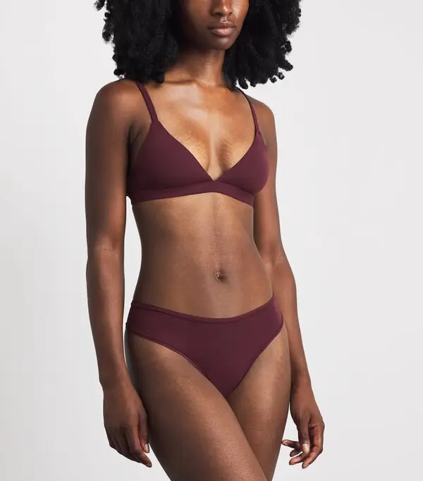 SKIMS Fits Everybody Thong