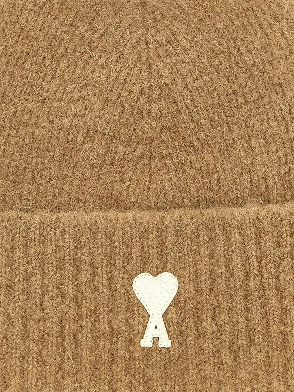 AMI Paris De Cœur Beanie - Cream