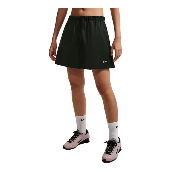 Nike Loose Mid-rise Shorts - Black