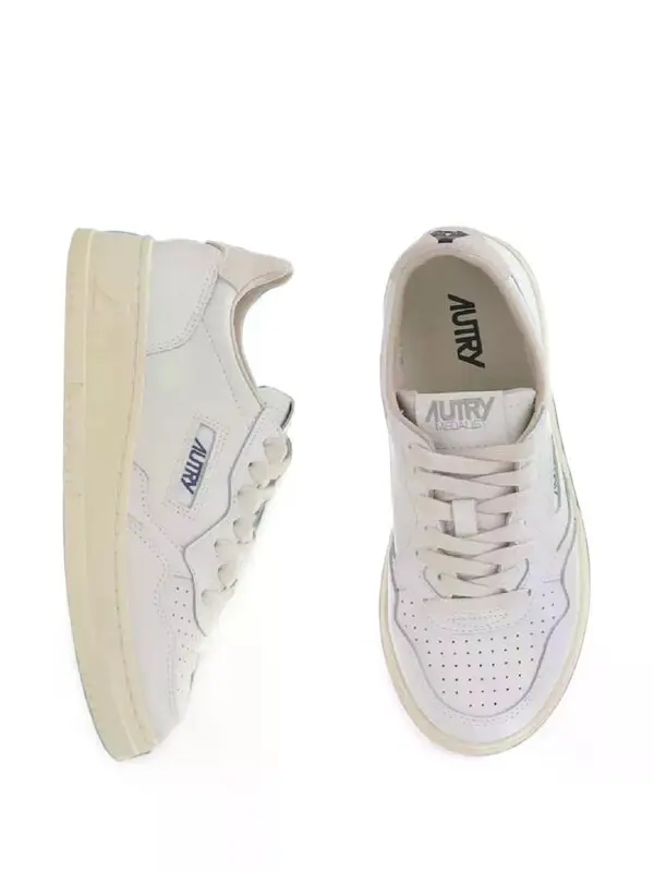 AUTRY Medalist Low Sneakers - White