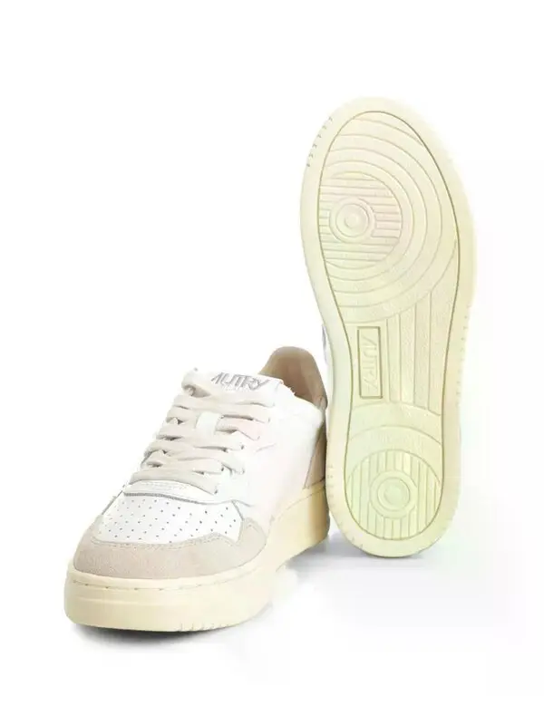 AUTRY Medalist Low Sneakers - White