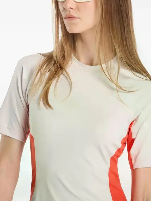 Nike Wildsee Dri-fit Colour-block T-shirt