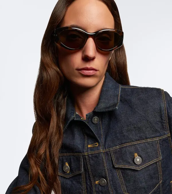 Fendi Oval Sunglasses With Tortoiseshell Acetate Frame