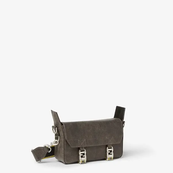 Fendi Flow Small Messenger Bag - Black