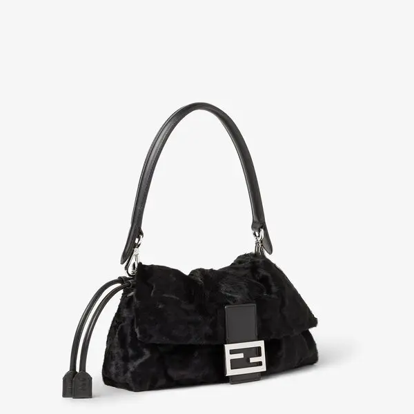Fendi Baguette® Soft Medium