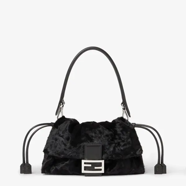 Fendi Baguette® Soft Medium - Black