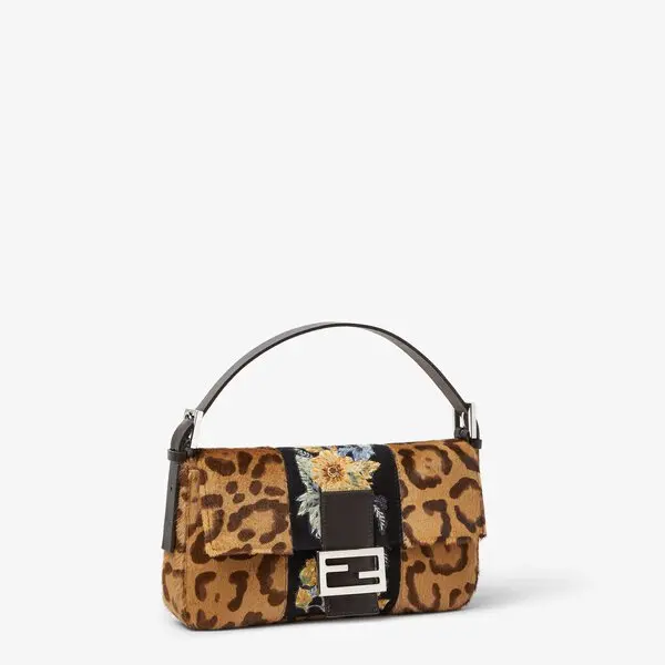 Fendi Baguette® 26424
