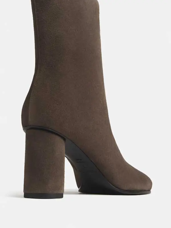REFORMATION Phadra Ankle Boot
