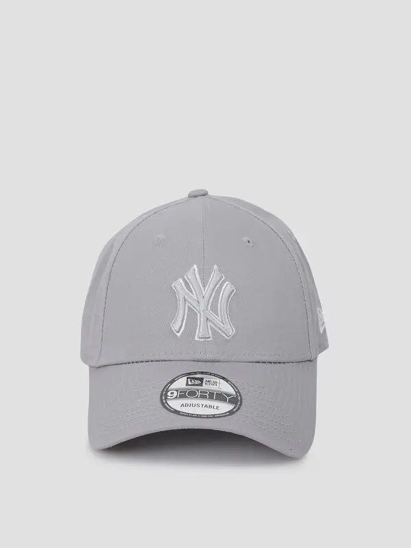 New Era Outline 9forty Cap