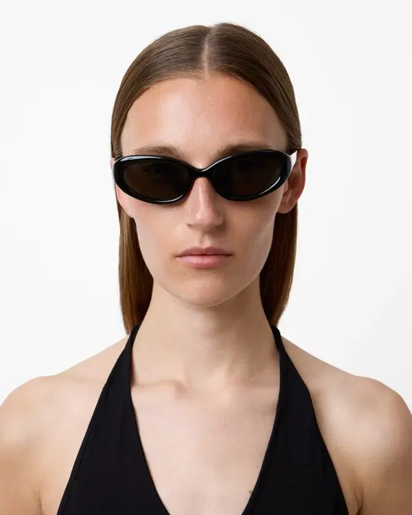 LIÉ STUDIO The Robyn Sunglasses - Black
