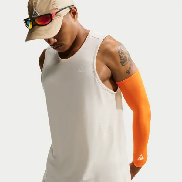 Nike Solar Chase Dri-fit Adv Tank Top - Brown