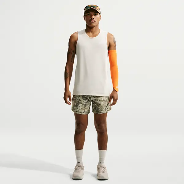 Nike Solar Chase Tank Top - Brown