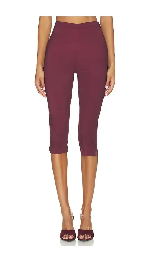 Azeeza Shreya Capri - Wine
