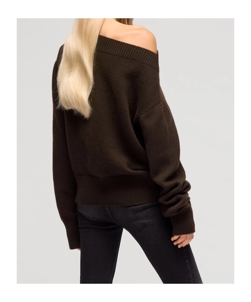 Gucci Cashmere Sweater With Crest Embroidery