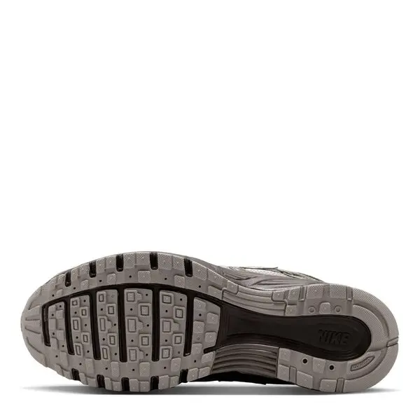 Nike Classic Retrostyle Running Sneakers