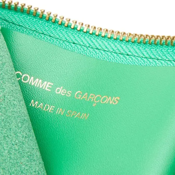 Comme Des Garçons Classic Zipper Wallet
