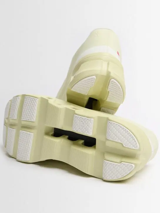 On Simple Casual Shoes