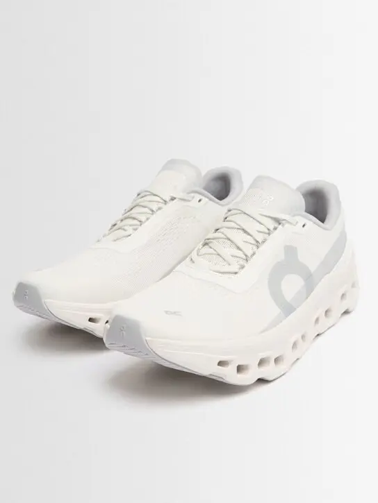 On Simple Casual Shoes