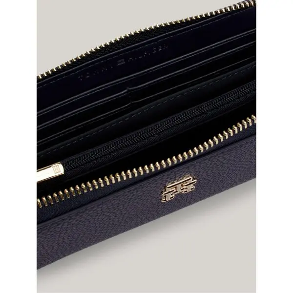 Tommy Hilfiger Fresh Casual Bag
