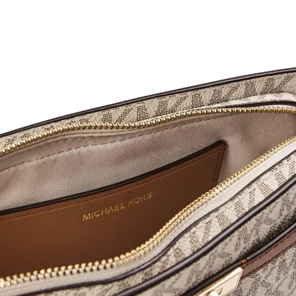 Michael Kors Minimalist Chain Wallet Bag