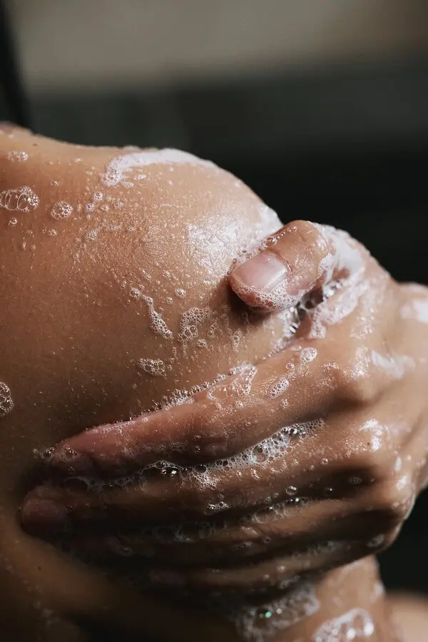 HINOK The Body Wash