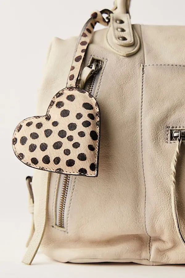 Free People Heart Animal Print Keychain - Snow Leopard