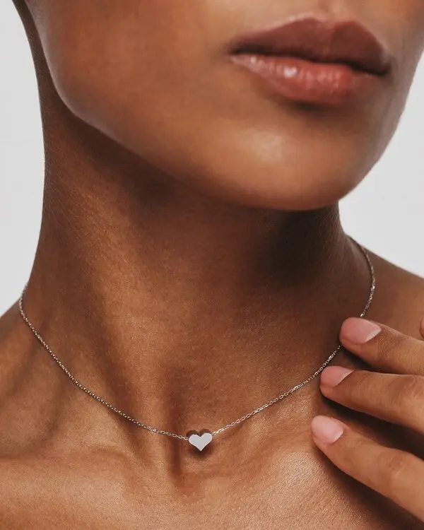 GUZEMA 18k White Gold Heart Pendant Necklace
