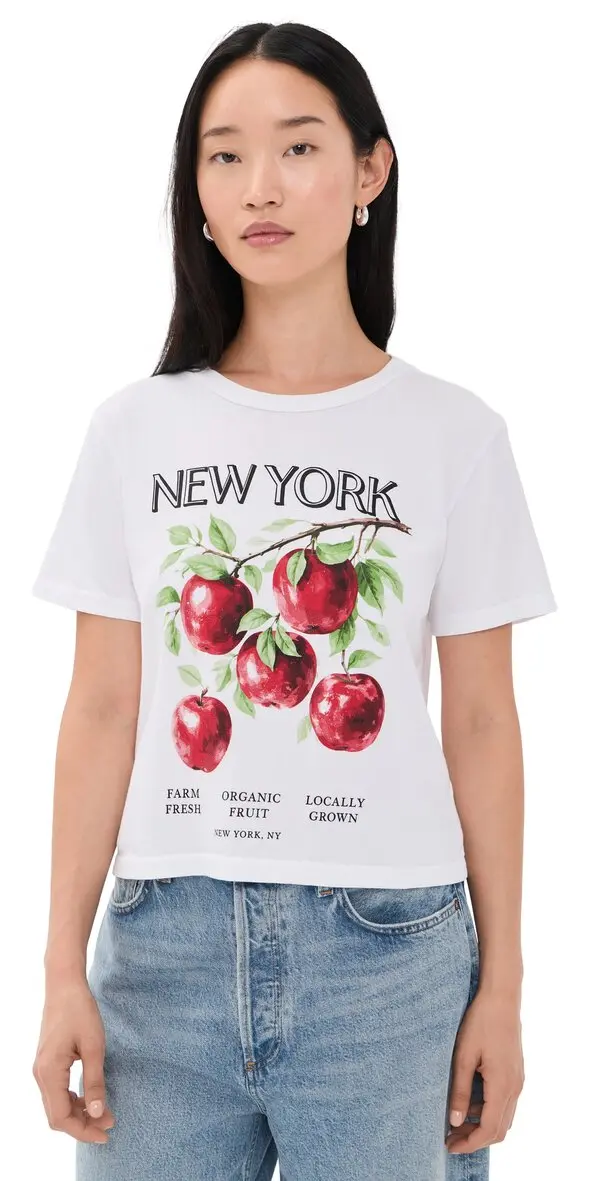 SUNNY SOMEWHERE New York Apples Everyday Tee