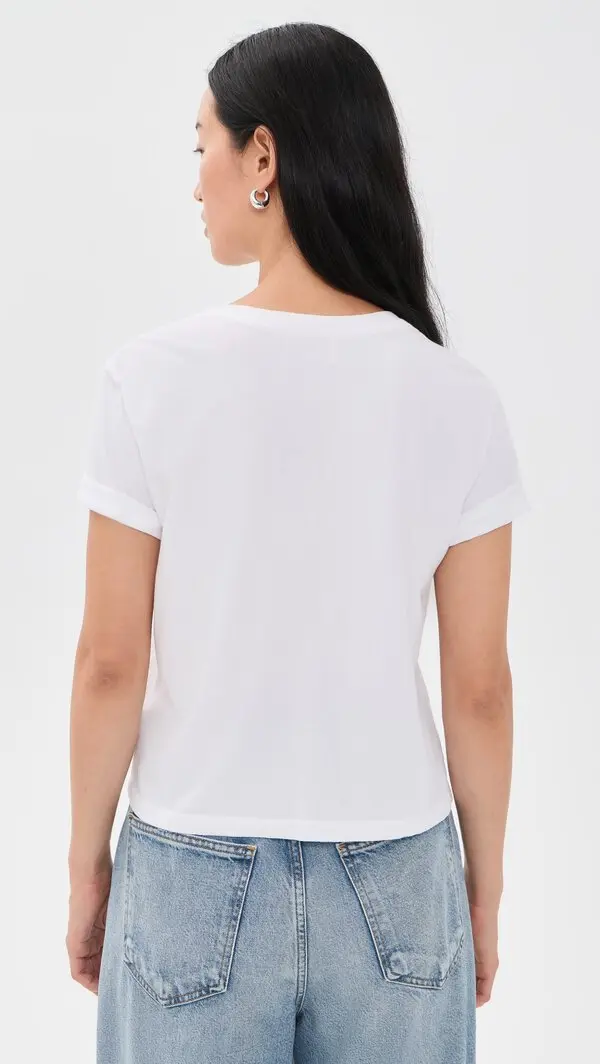 SUNNY SOMEWHERE New York Apples Everyday Tee