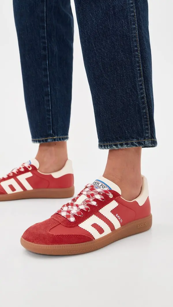 BACK 70 Ghost Sneakers