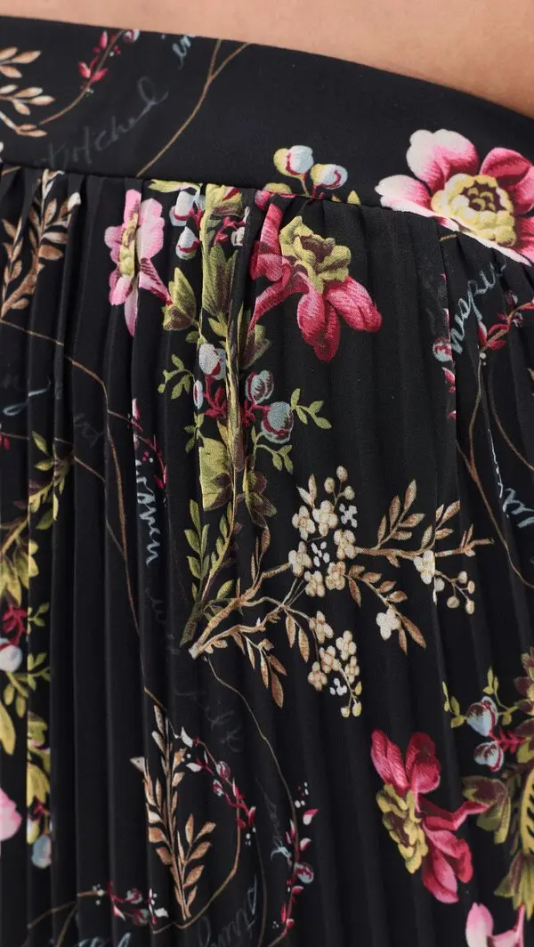 Cinq À Sept Love Letter Floral Rosaline Gown