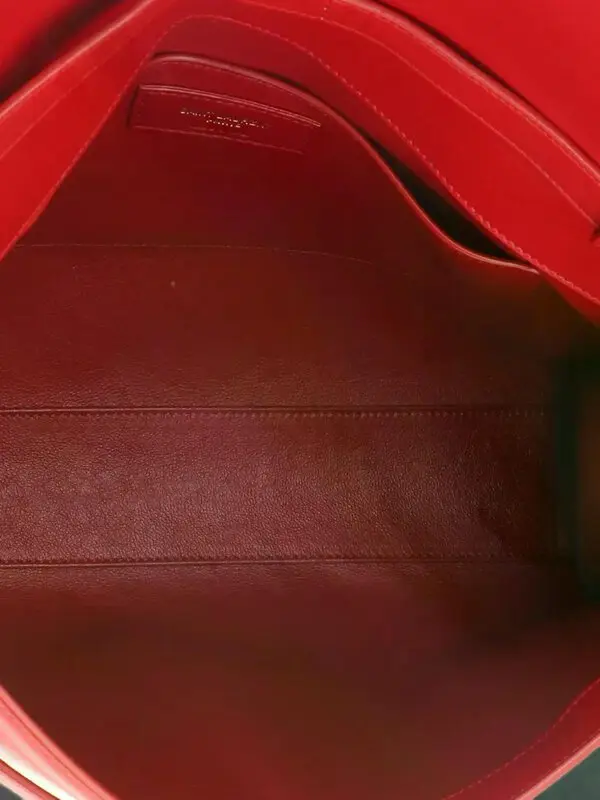 Saint Laurent Manhattan Leather Medium Shoulder Bag