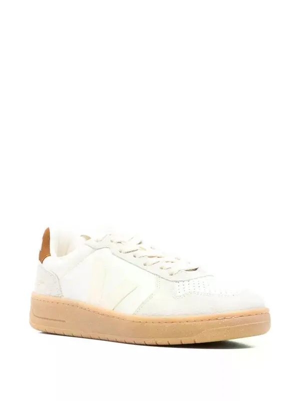 VEJA V-82 Sneakers - White