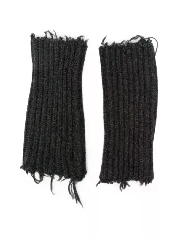 Isabel Benenato Distressed Ribbed-knit Gloves