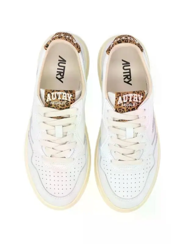 AUTRY Leather Sneakers
