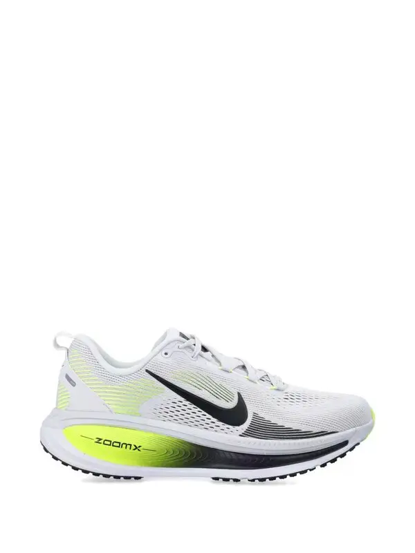 Nike Vomero 18 Sneakers - White