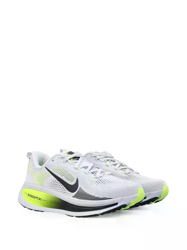 Nike Vomero 18 Sneakers
