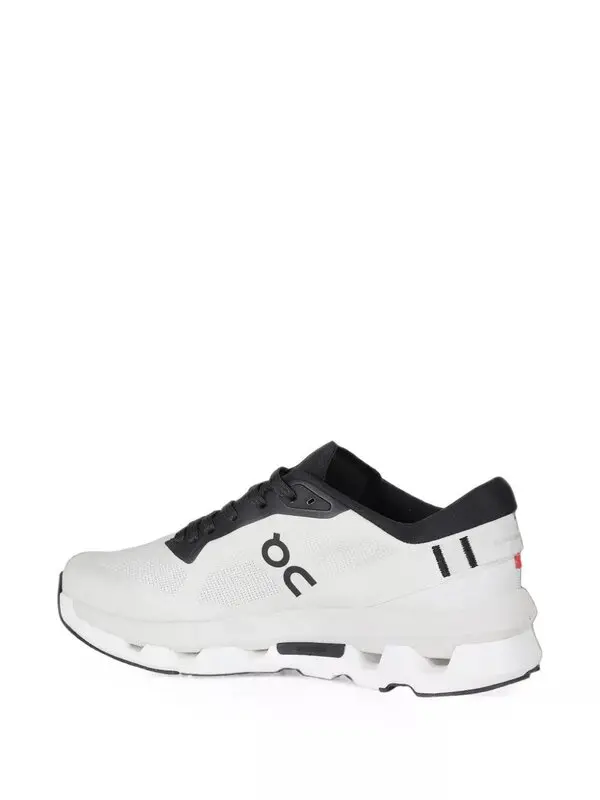 On Cloudnova Form 2 Logo-print Lace-up Sneakers - White