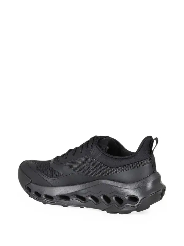 On Cloudnova Form 2 Mesh Sneakers