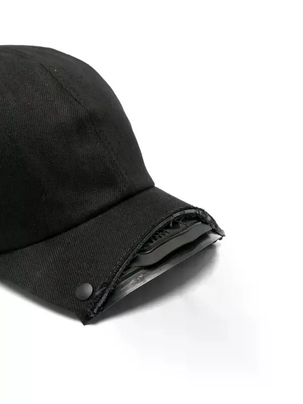 INNERRAUM Distressed Baseball Cap