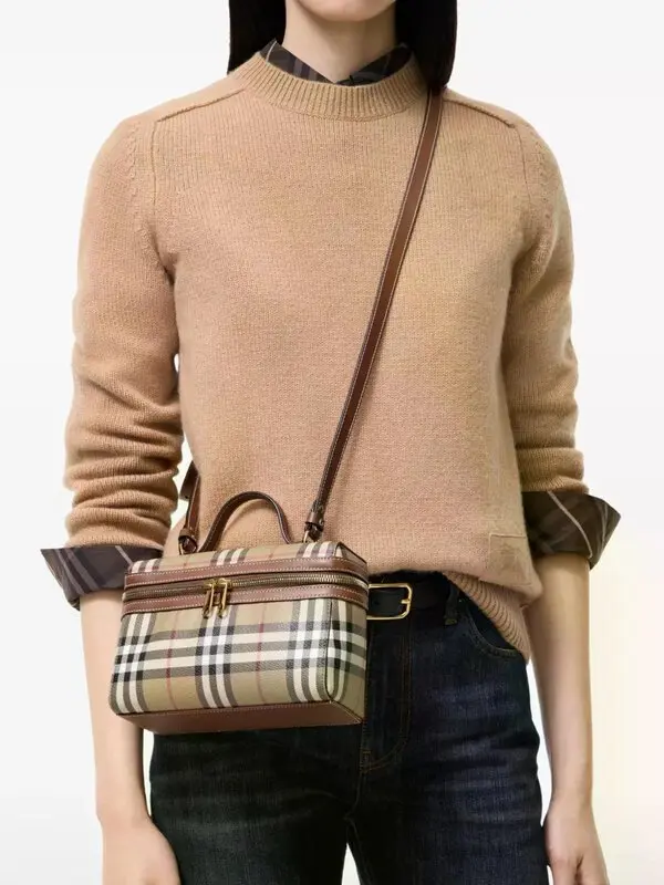 Burberry Vanity Bag - Neutrals