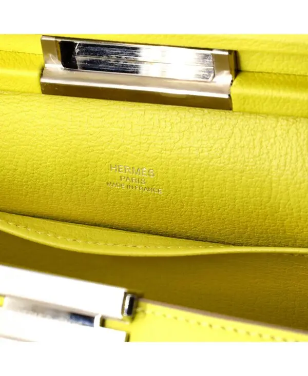 Hermès 21 Clic-h Shoulder Bag Evercolor