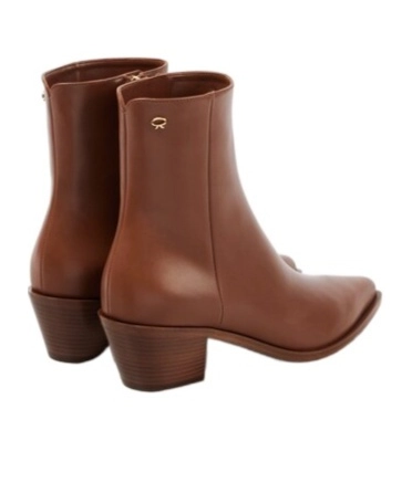 GIANVITO ROSSI Minimalist Ankle Boots