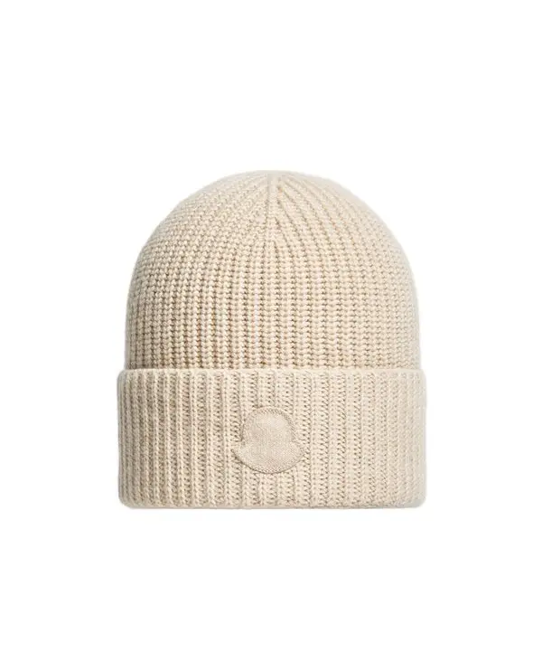 Moncler Logo Patch Knitted Beanie - Light Beige